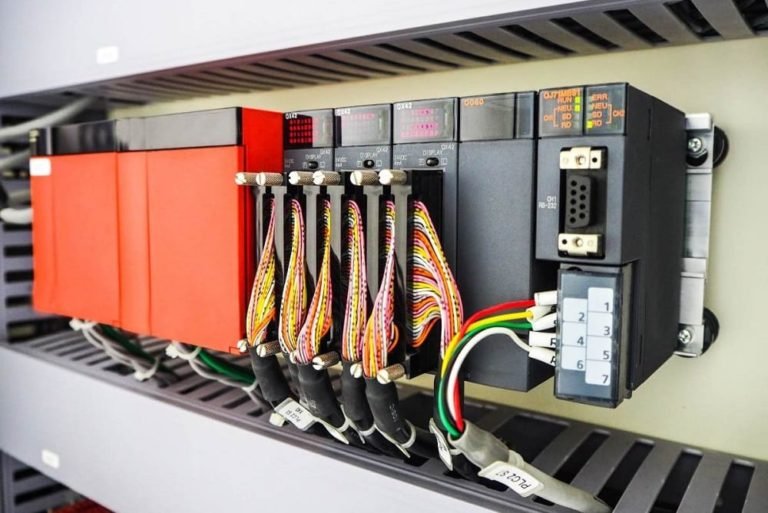 What Are The Components of Programmable Logic Controllers? | Trends Buzzer
